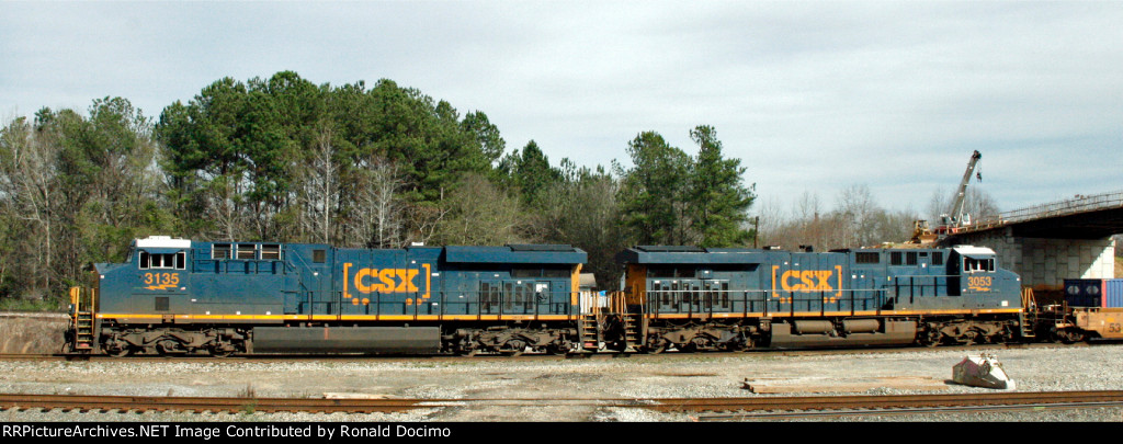 CSX 3135 CSX 3053